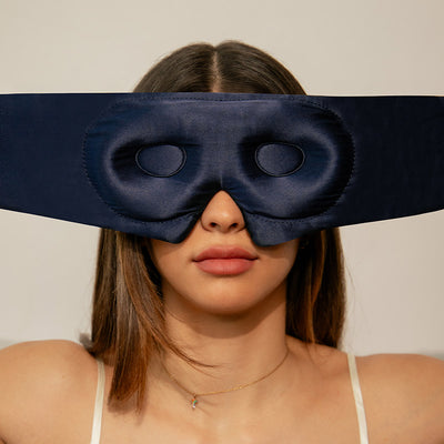 Midnight Blue Eyelash-Protecting Contoured Silk Sleep Mask
