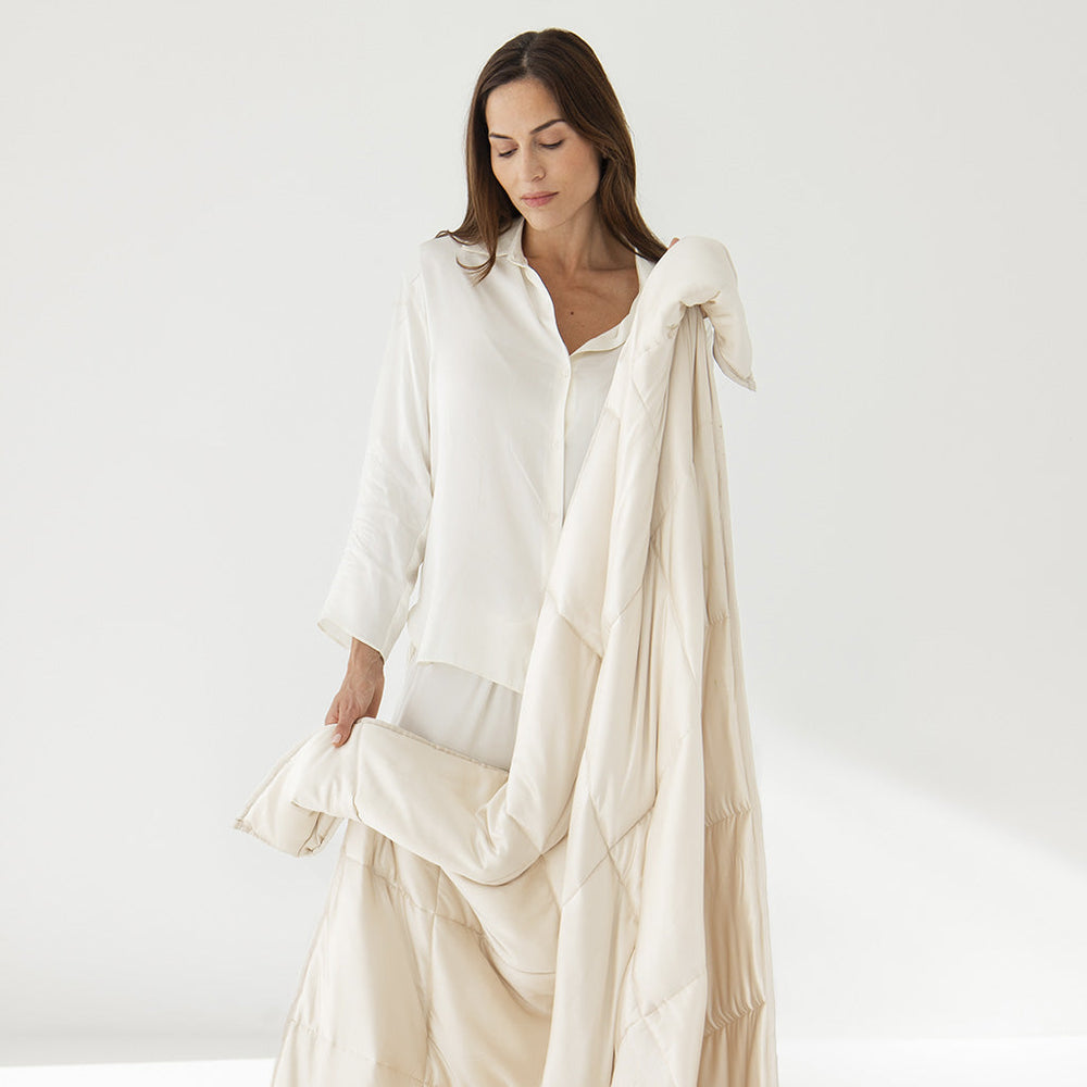 Silk Weighted Blankets for Deep, Restorative Sleep