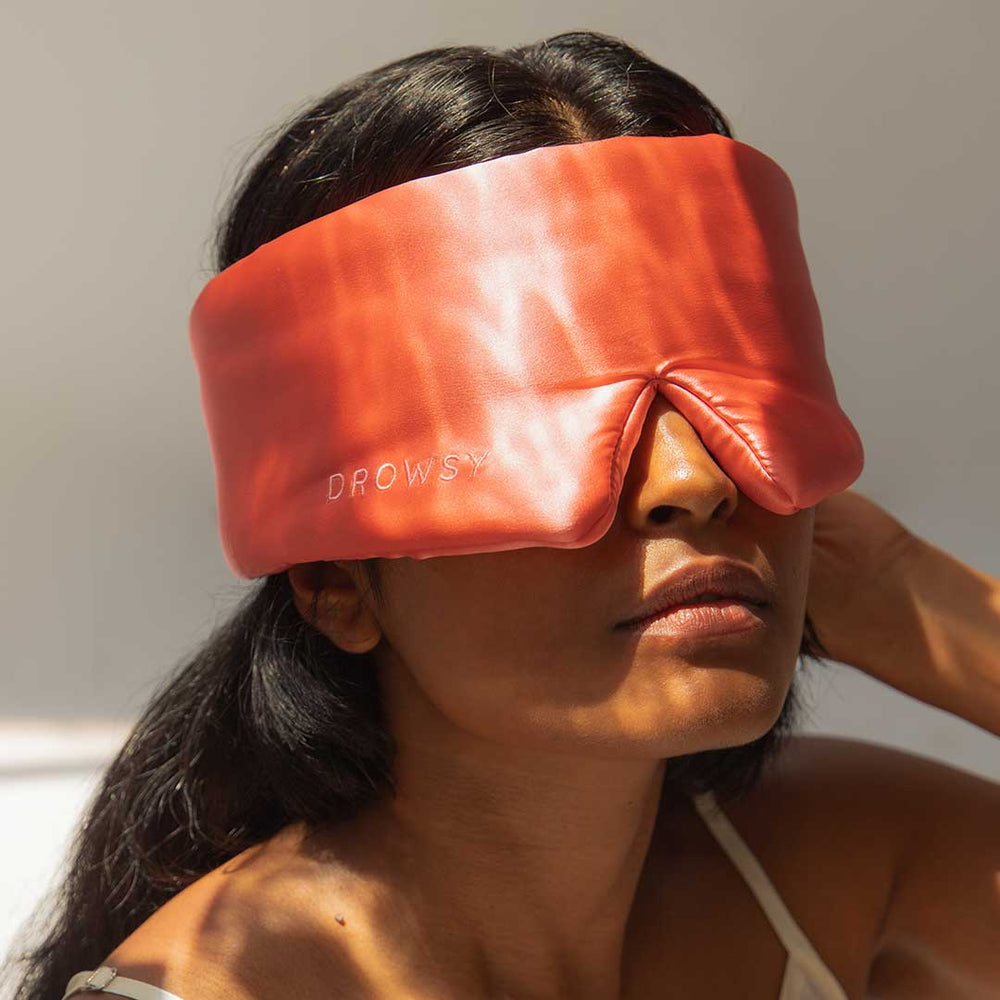 Summer Coral Cloud-Like Eye Mask | Luxurious Silk Sleep Mask